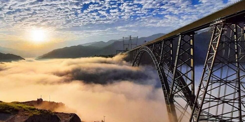 India Constructing the Highest Railways Arch Bridge of the World ...